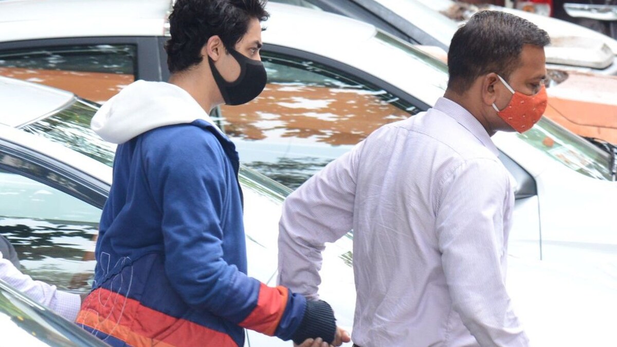 Drugs Case: Aryan Khan to Spend Another Night in Jail, But Bail to 2 ...