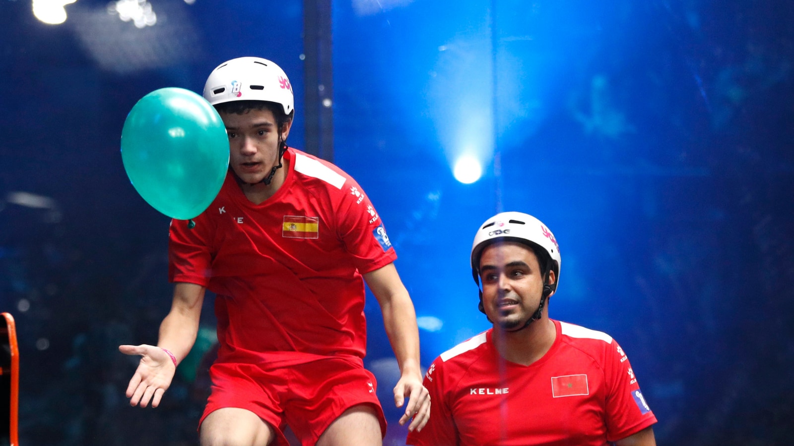 In Photos: First Living Room Acrobatics Balloon World Cup Held in Spain ...
