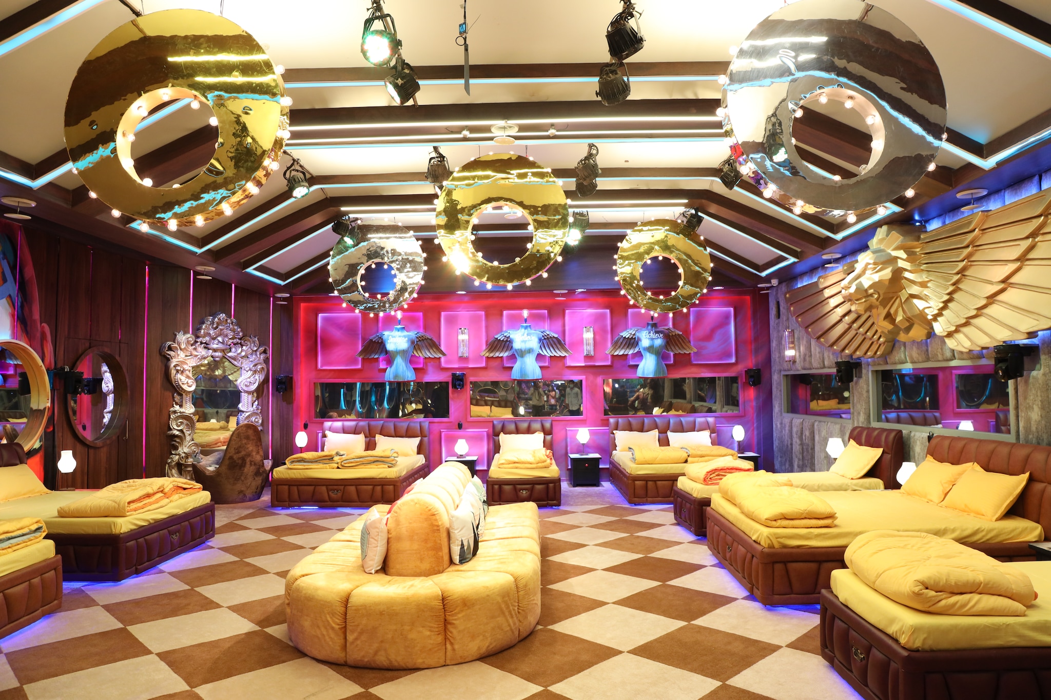 Bigg Boss 15: From Giant Flamingo Structure to Lotus Pond, Peek Inside ...