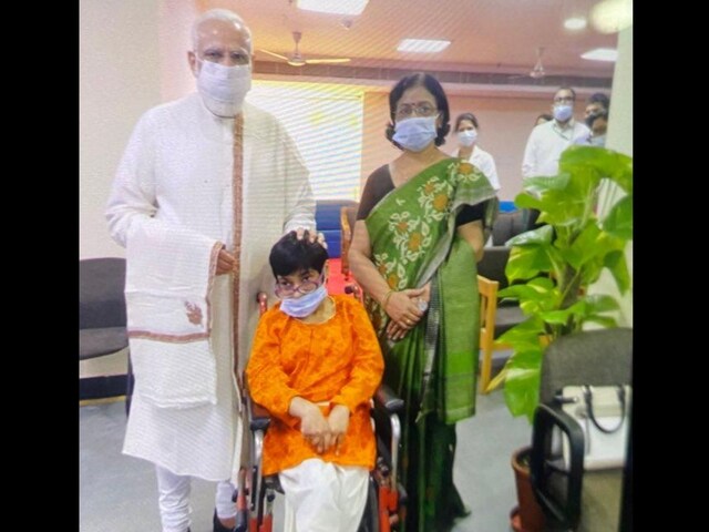 As India Celebrated 100 Crore Jabs, This 25-yr-old Had Special Reason ...