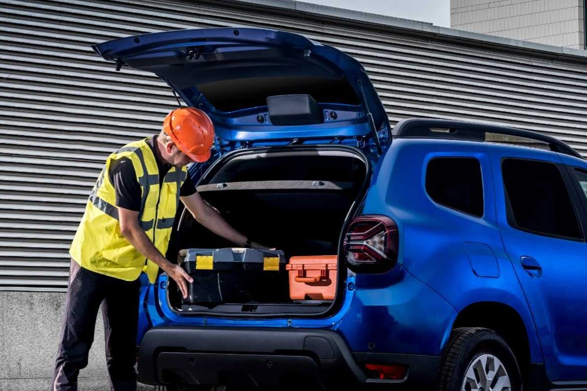 In Pics: Dacia Duster Commercial Unveiled as Two-Seater SUV with ...