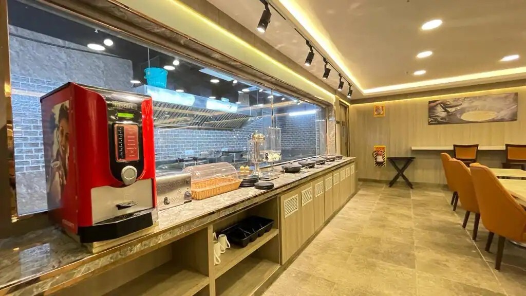 In Pics: IRCTC’s New Executive Lounge at Varanasi Railway Station ...