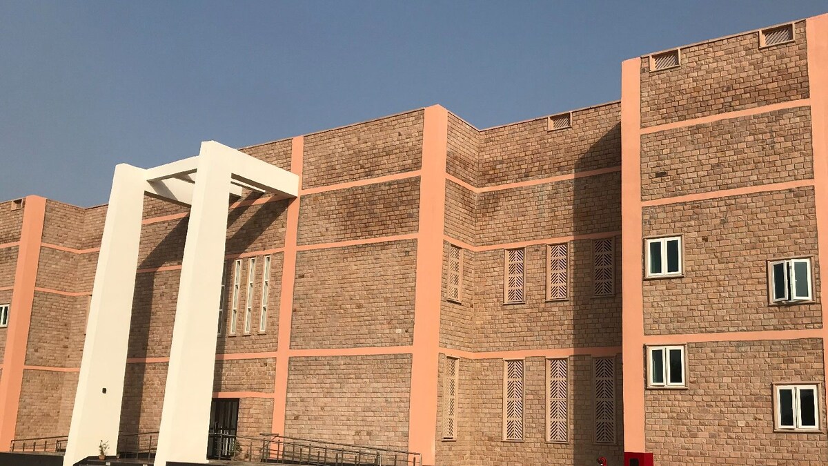 IIT Jodhpur Launches BTech With Specialization in Smart Infra ...