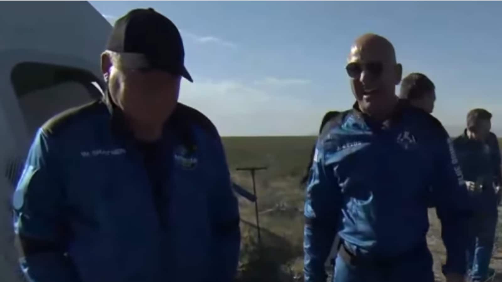 Jeff Bezos Interrupted William Shatner’s Space Speech to Spray ...