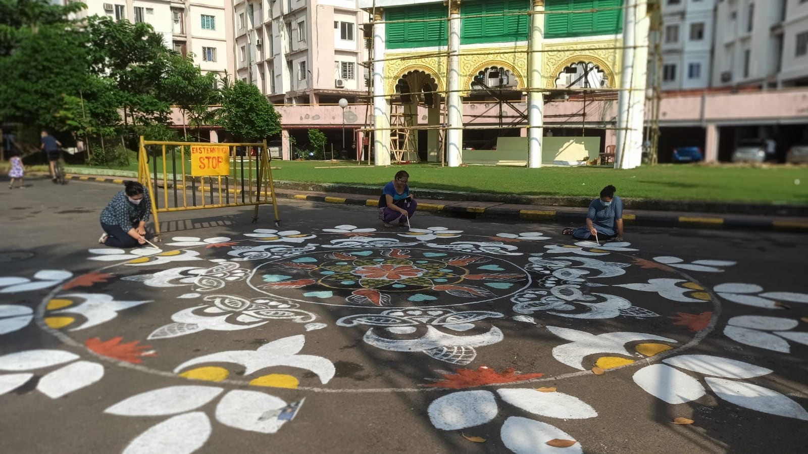 Mahalaya 2021: Kolkata Marks Festival With Colorful Rangolis At Dawn ...