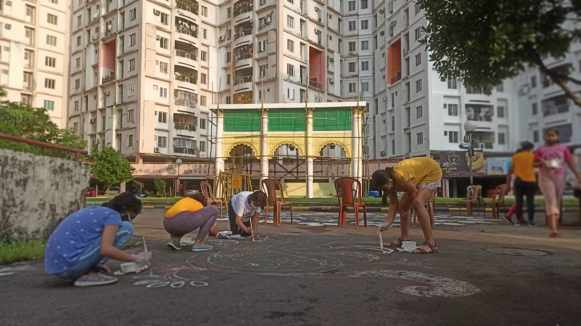 Mahalaya 2021: Kolkata Marks Festival With Colorful Rangolis At Dawn ...