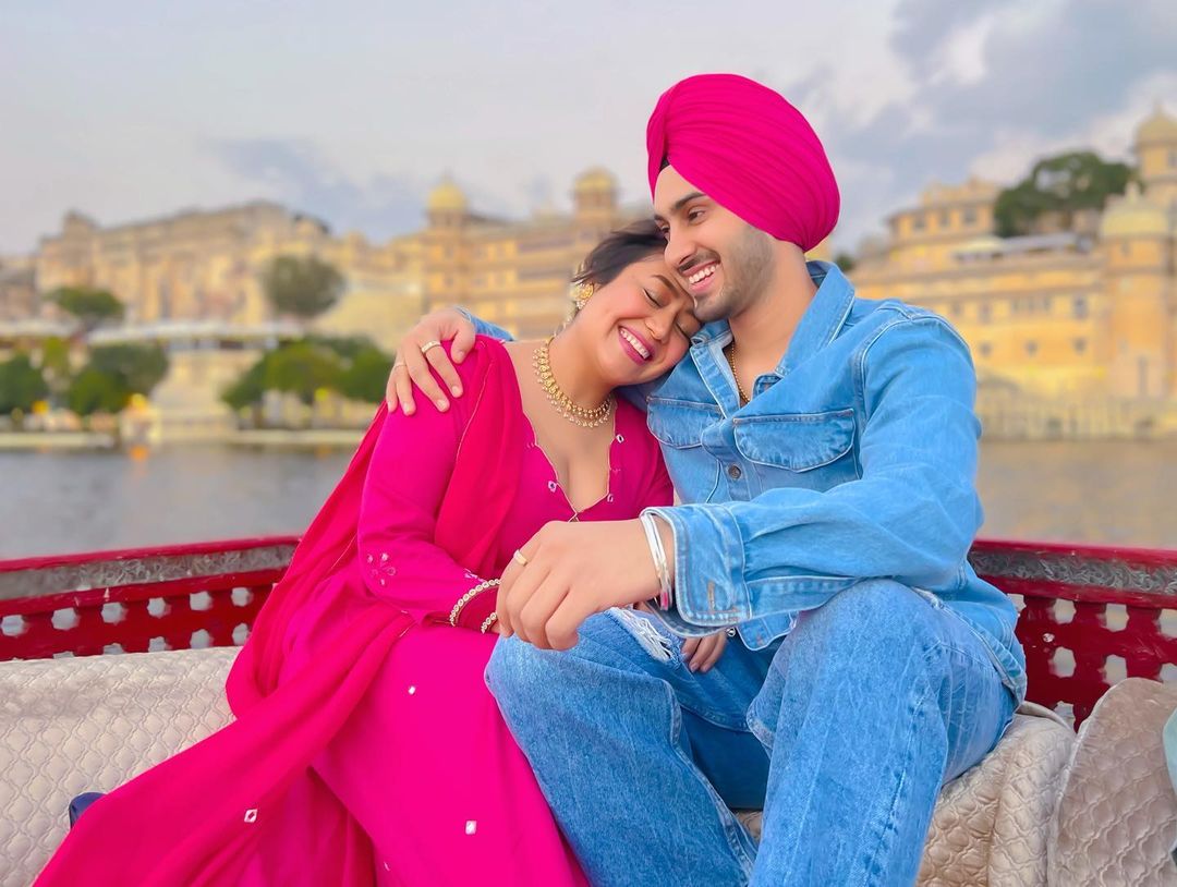 Neha Kakkar Shares Surreal Wedding Anniversary Photos With Rohanpreet ...