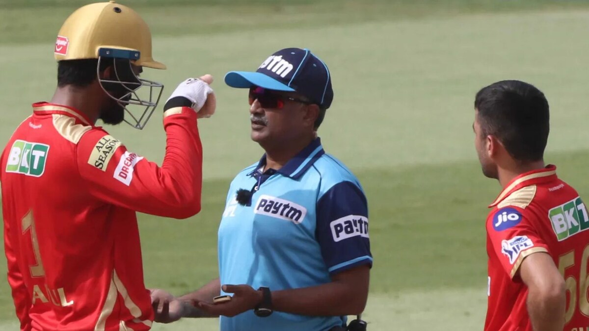 IPL 2021: Former Players, Fans Miffed with Third Umpire Over 'Terrible ...