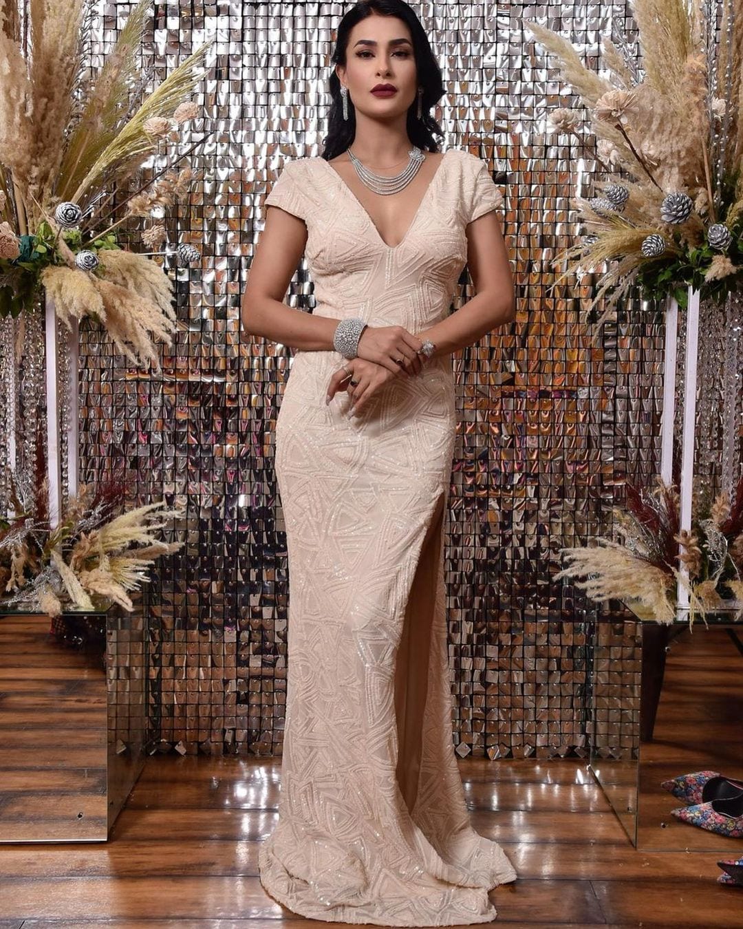 Pavitra Punia's Makeup Looks Are Uber Glamorous and Sleek, See The Diva ...