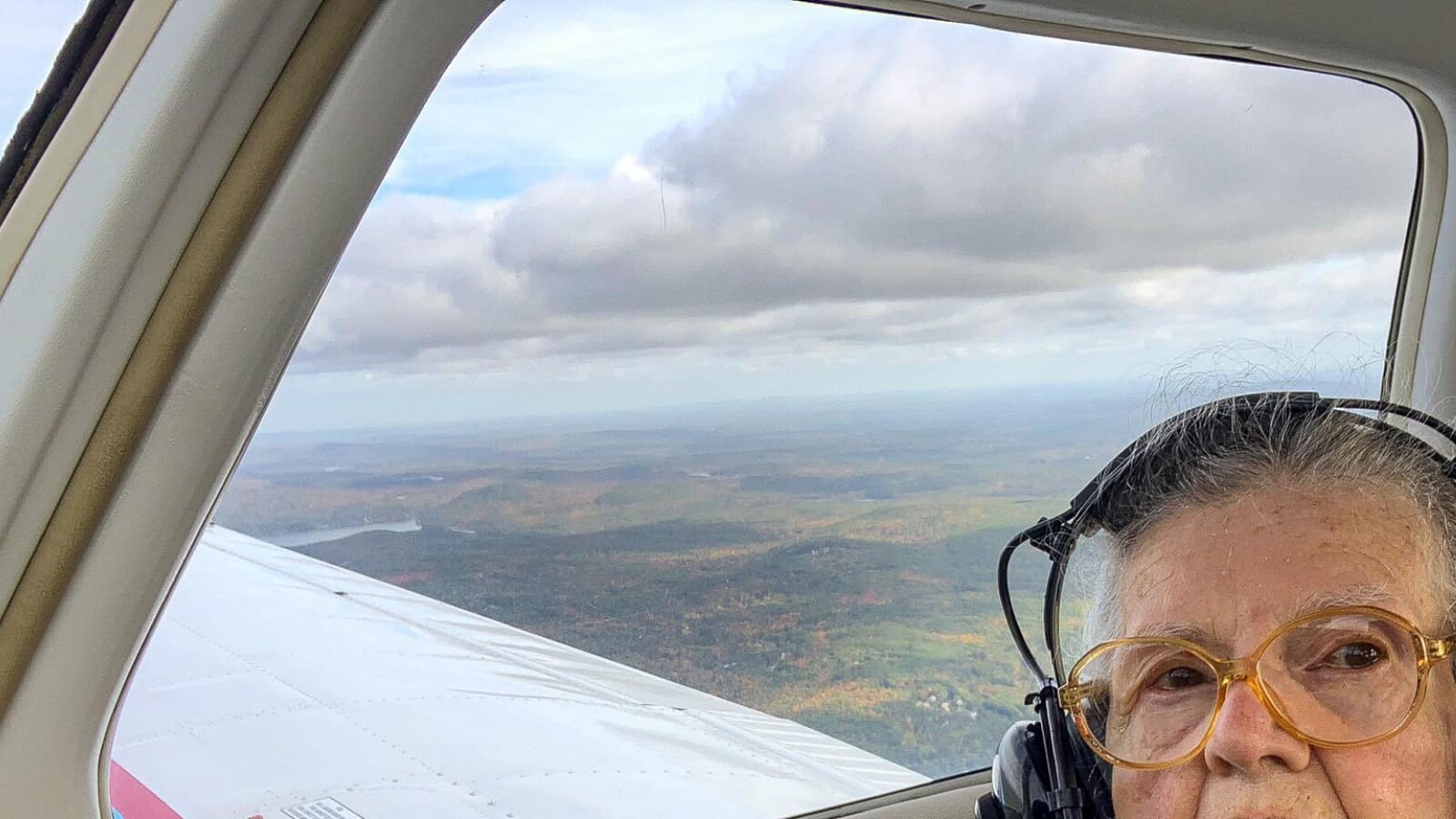 WATCH: 84-year-old Former Pilot with Parkinson's Returns to Cockpit One ...