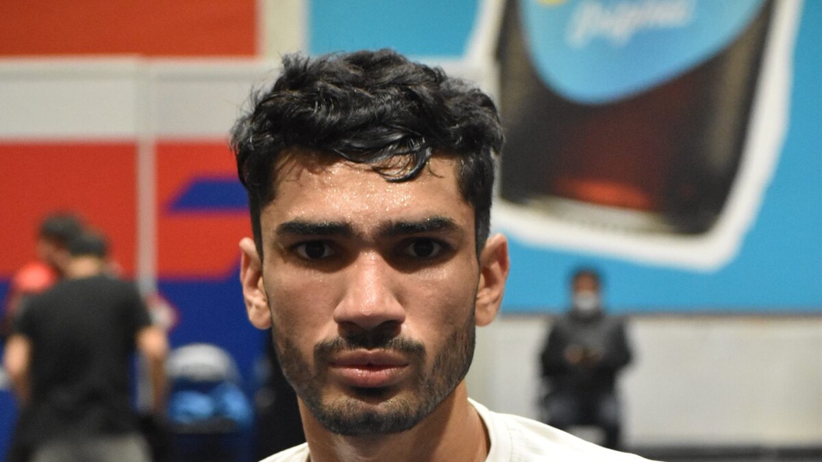 Rohit Mor Gives India Winning Start at 2021 AIBA Men's World Boxing ...