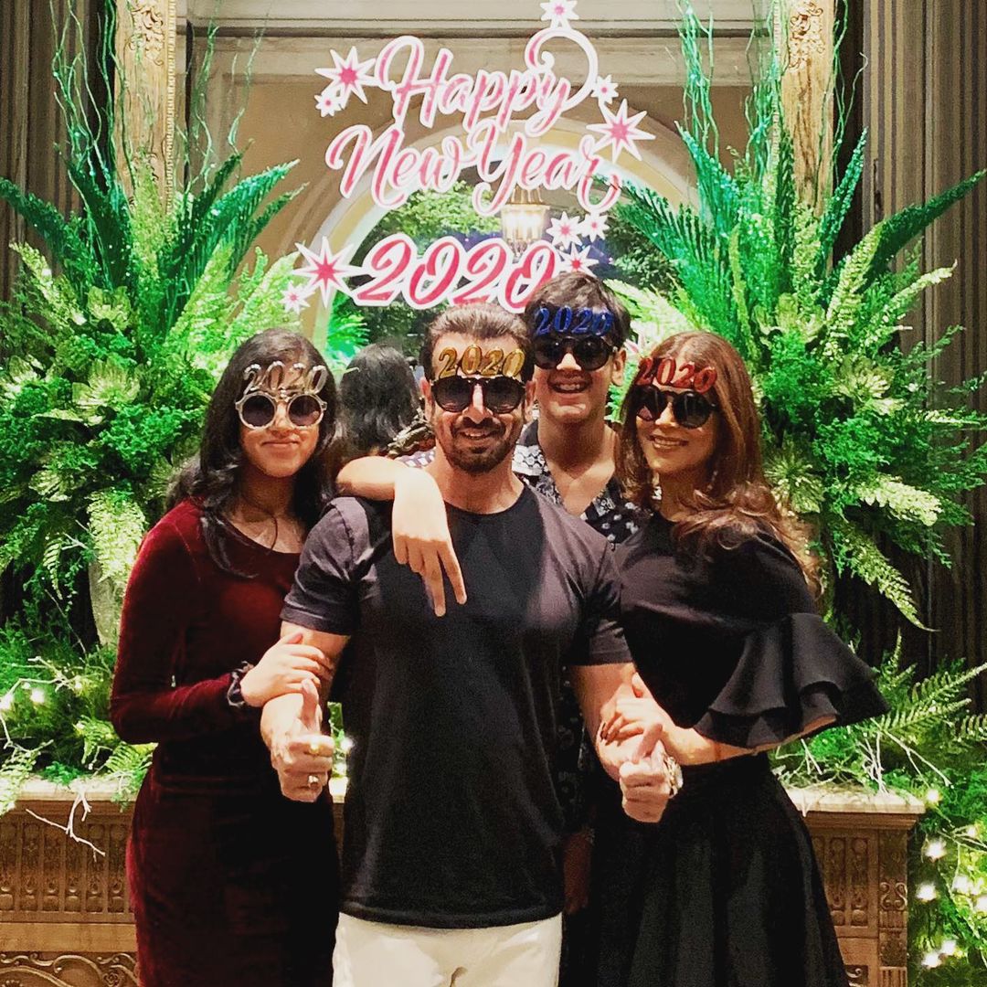 These Pictures of Birthday Boy Ronit Roy are Here to Give Some Major ...