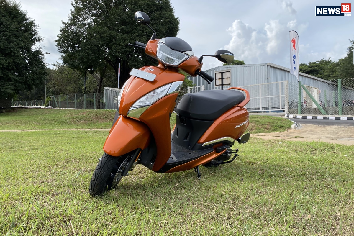 In Pics: TVS Jupiter 125 Scooter - Detailed Image Gallery of Design ...
