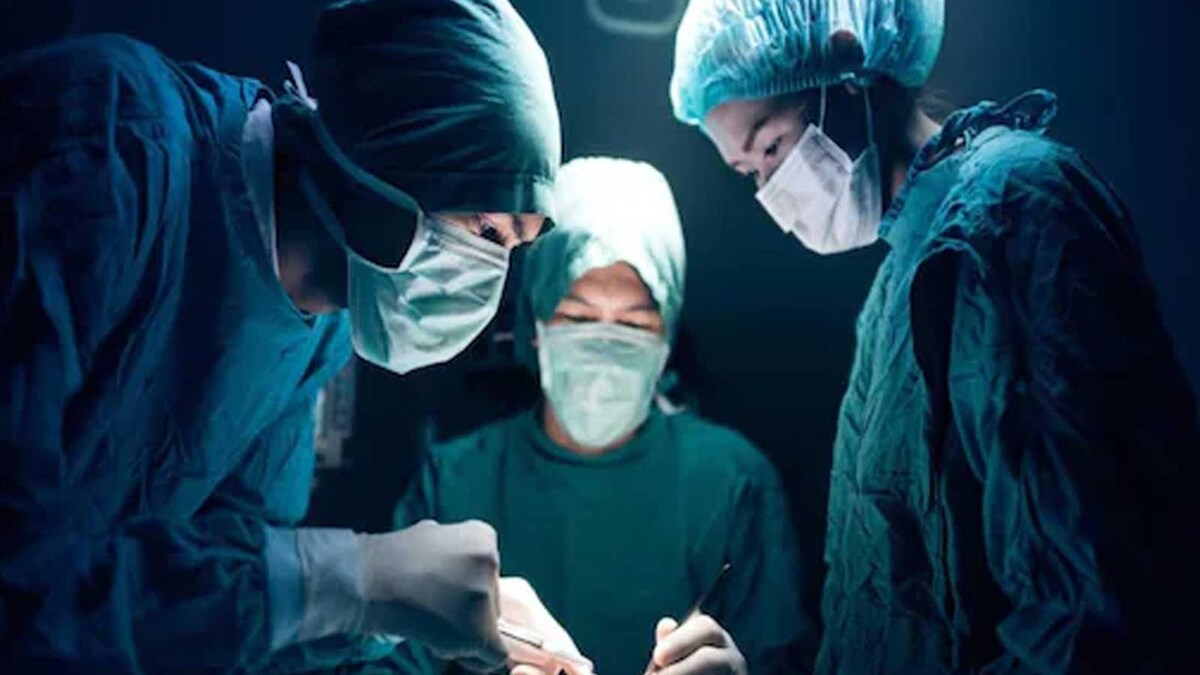 Doctors Find Cement in Man's Body After he Complained of Chest Pain ...