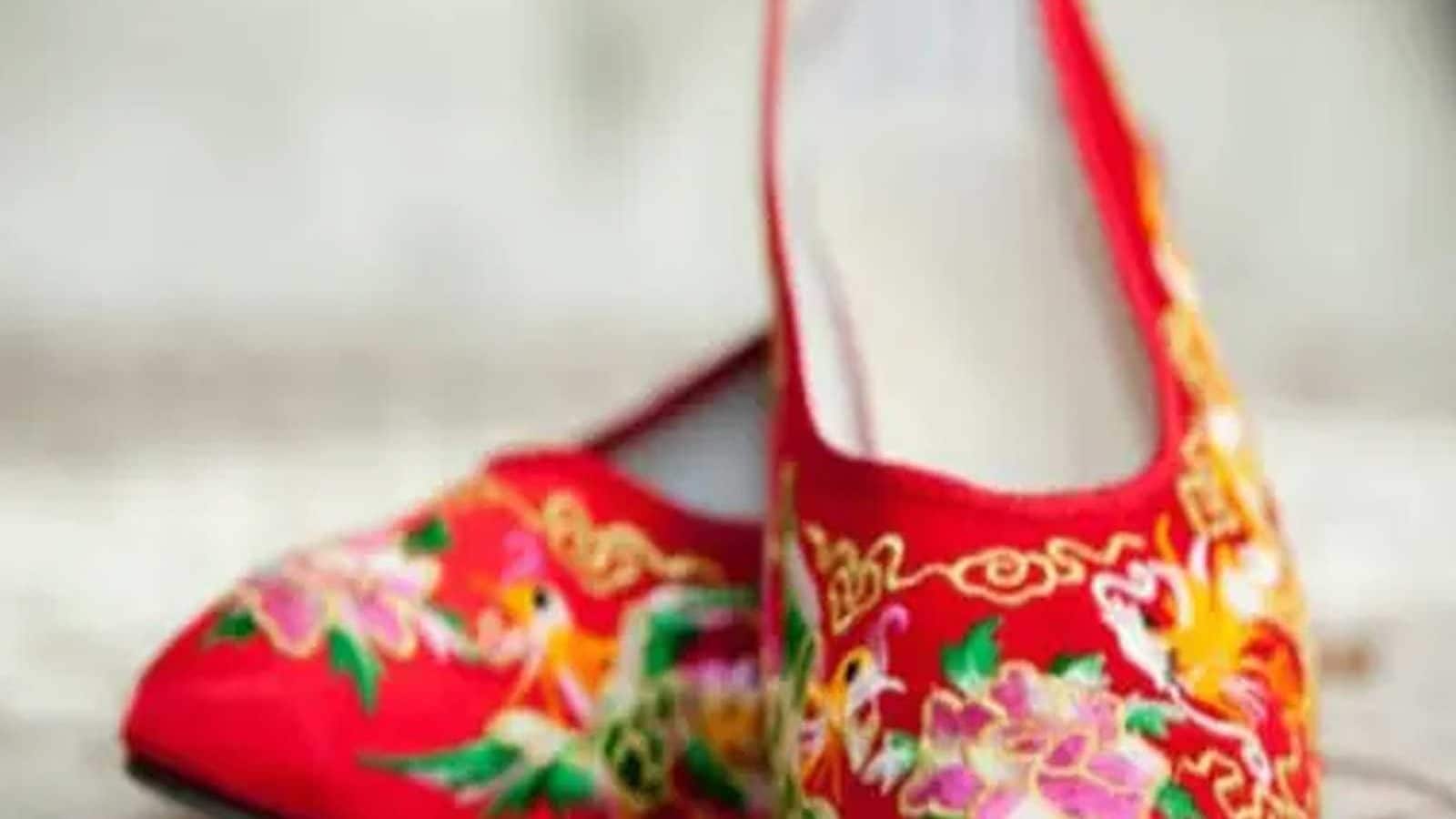 US Man Files Case Against Partner After Tripping Over Her Shoes | Buzz ...