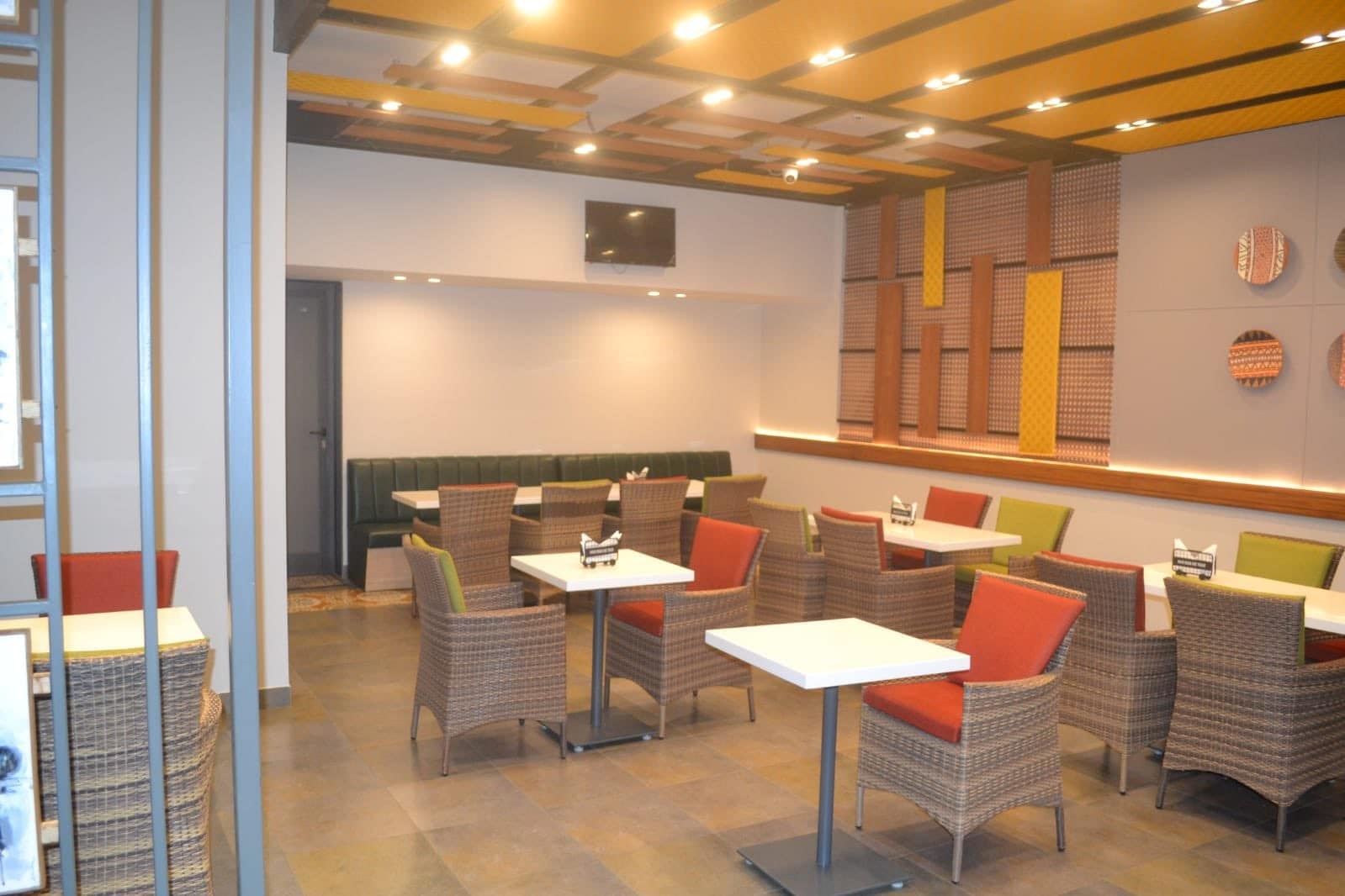 In Pics: IRCTC’s New Executive Lounge at Varanasi Railway Station ...