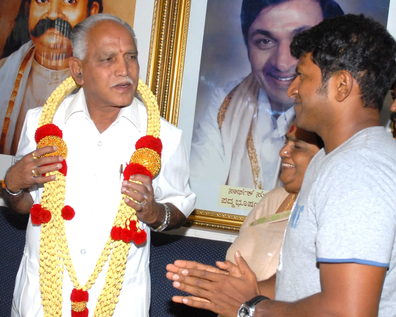 Puneeth Rajkumar Dies Of Heart Attack: Check Out His Rare And Unseen ...