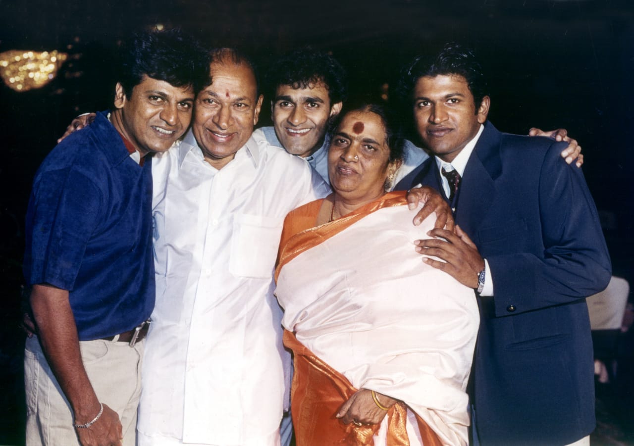 Puneeth Rajkumar Dies Of Heart Attack Check Out His Rare And Unseen