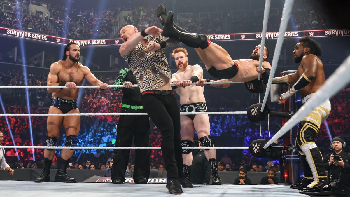 WWE Survivor Series 2021 Results: Roman Reigns Over Big E; Seth Rollins ...
