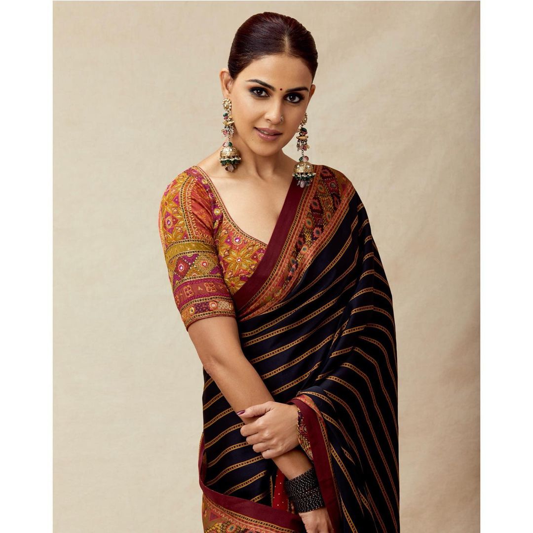 Genelia D'Souza Aces Ethnic Look In Black Silk Saree, See Her Drop-dead ...