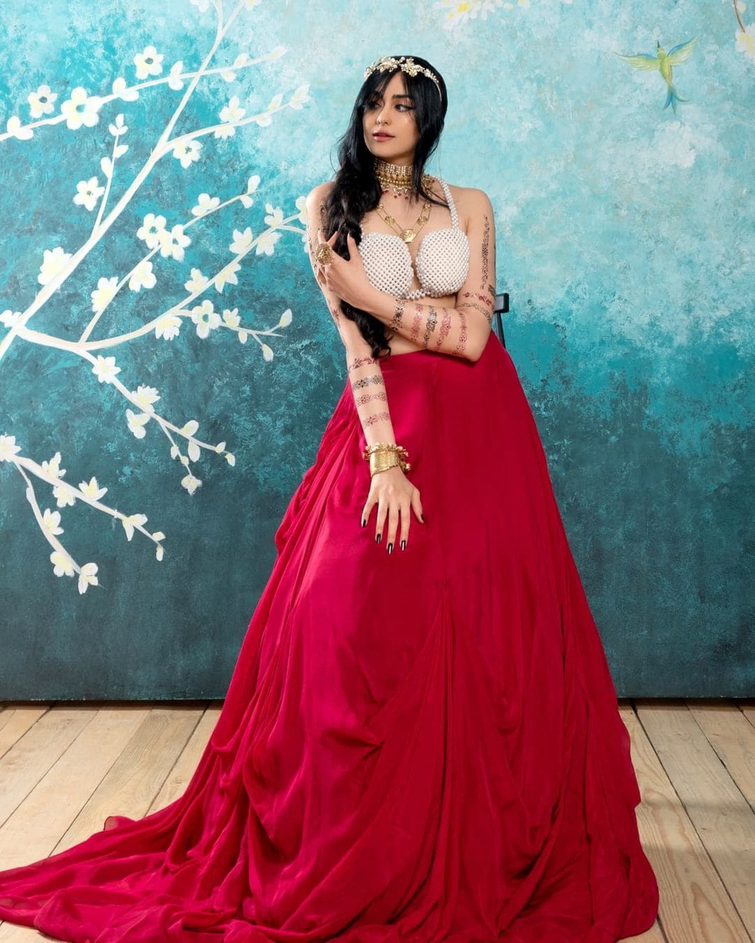 Adah Sharma Oozes Elegance In Gorgeous Lehenga, See Diva Ace Ethnic ...