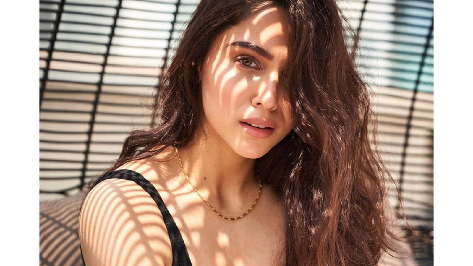 Sharvari Flaunts Her Cleavage In Black Bralette, Check Out Diva's Drool ...