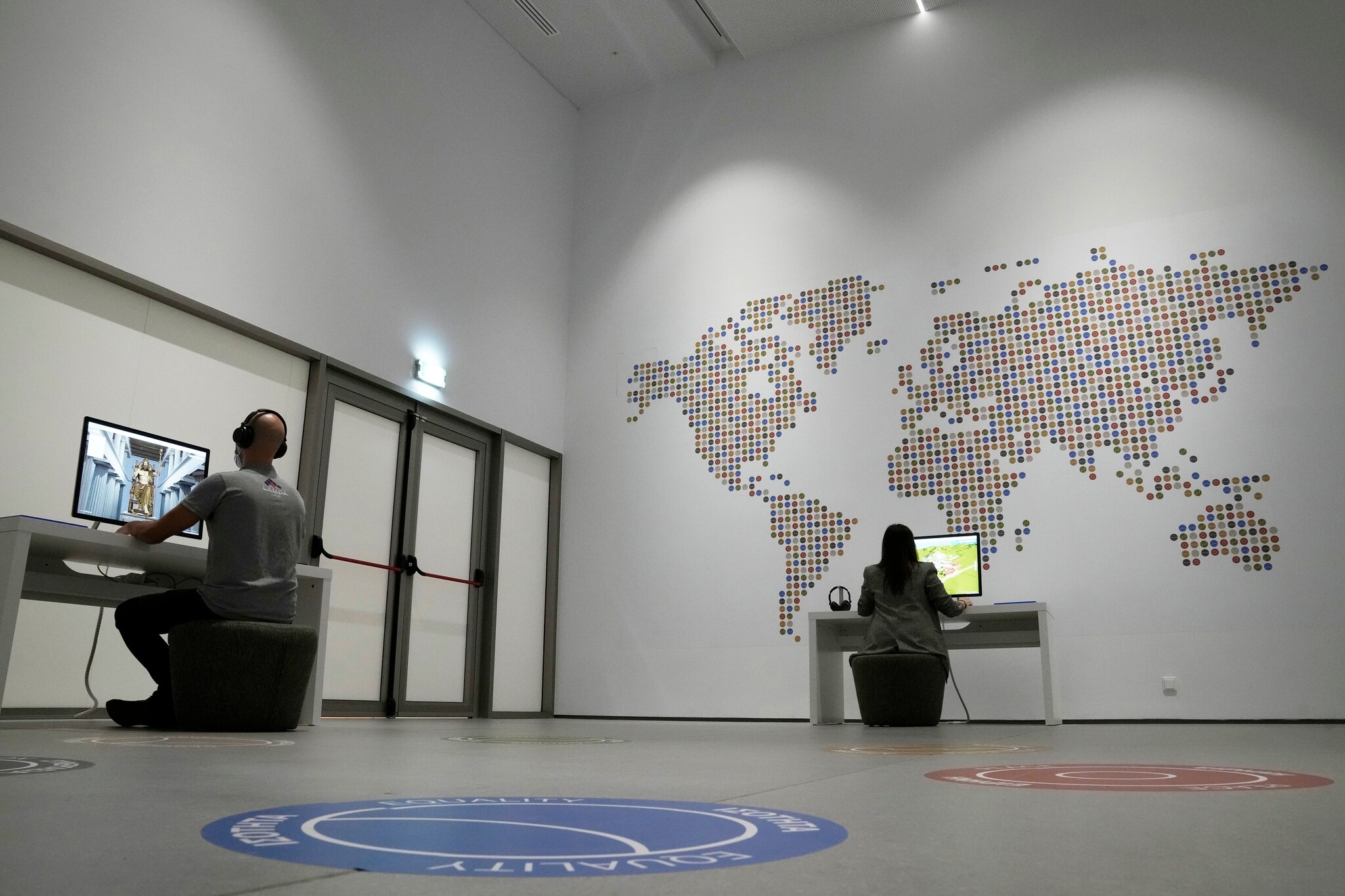 In Photos: Augmented Reality Project Recreates Site of First Ever ...