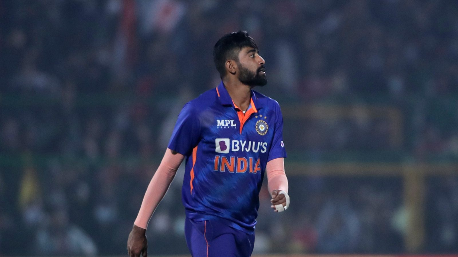 India vs New Zealand 2021: Hand Injury Forces Mohammad Siraj to Miss ...