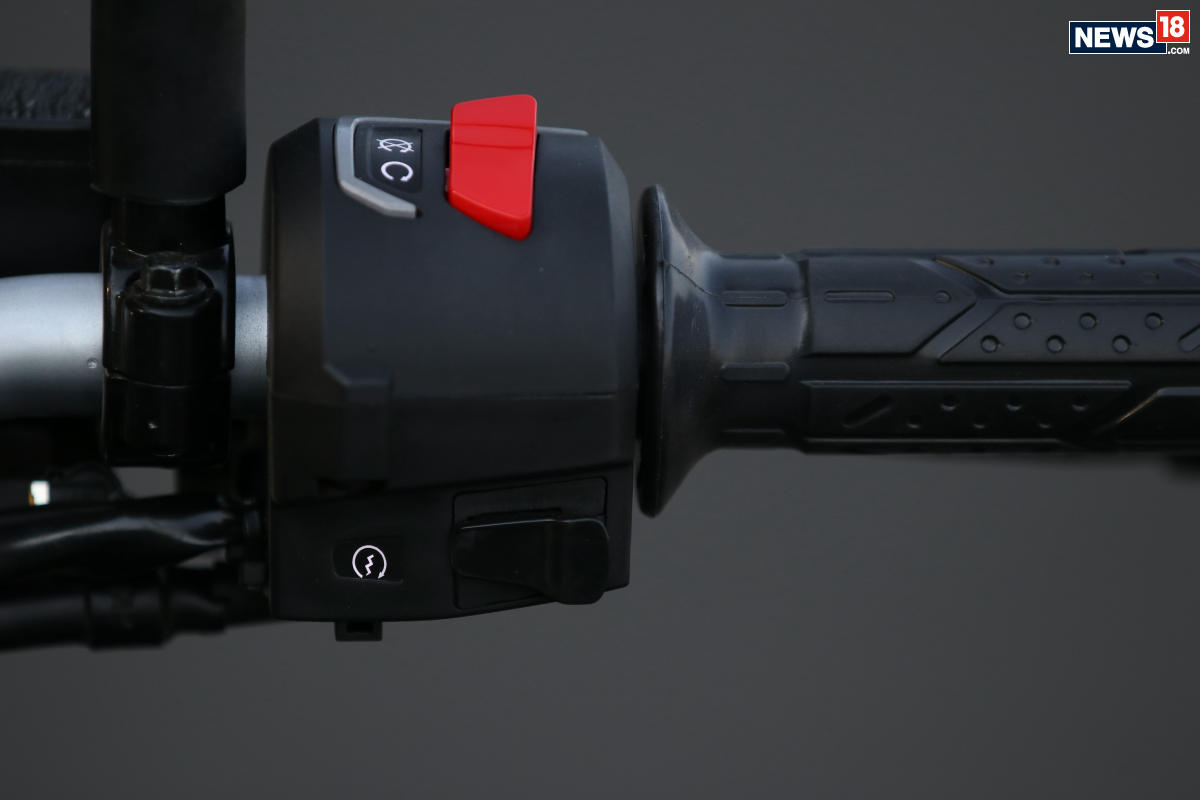 In Pics: Bajaj Pulsar N250 First Ride - Closer Look at Design, Features ...