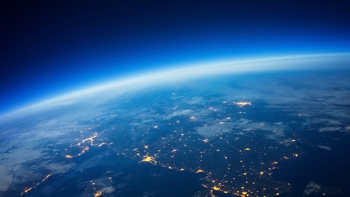 Earth Had a Damp Past, Faced Downpours Capable of Foot-high Rain: Study ...