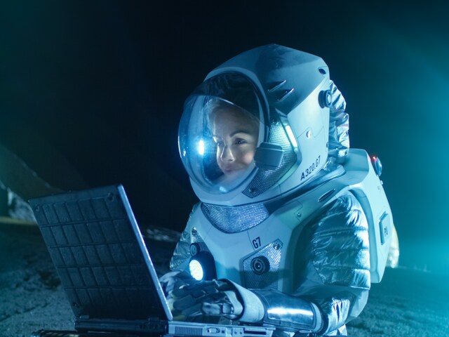 NASA Set to Launch a New Laser Test to Speed Up Space Communications ...