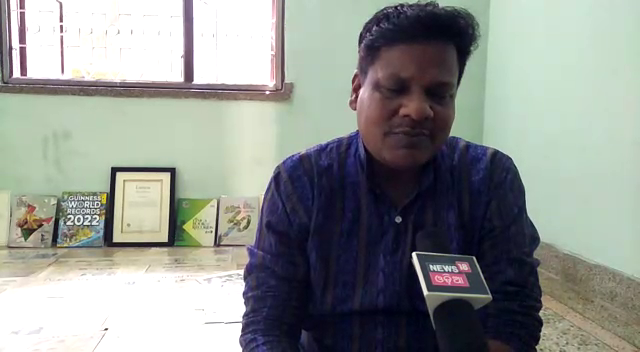 'Paper Man of Rourkela' Creates Guinness World Record by Collecting ...