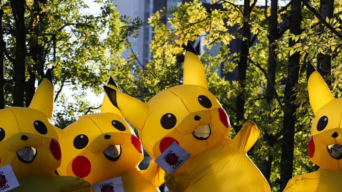 Giant 'Pikachu' Protesters Hit Glasgow Streets Demanding End to Coal ...