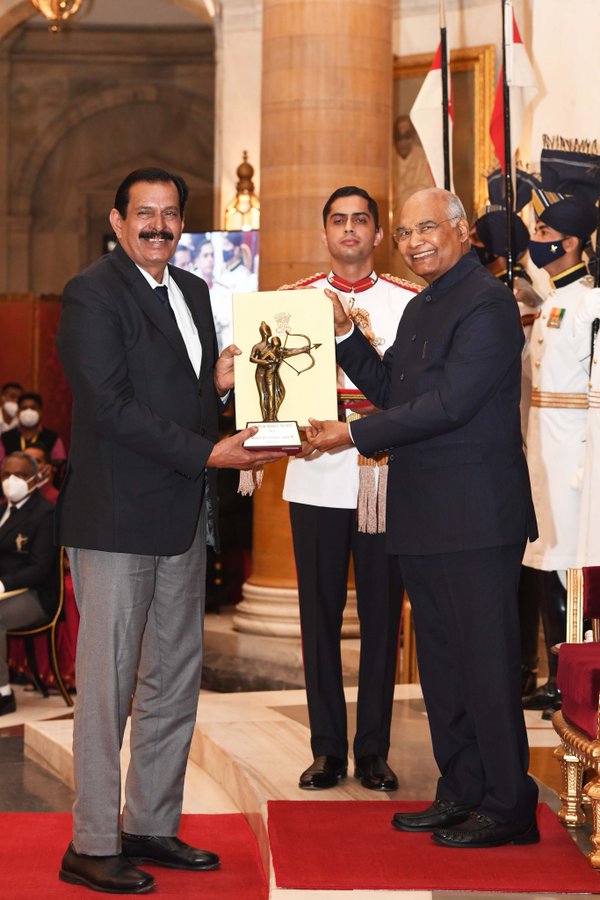 Sunil Chhetri, Neeraj Chopra and Others at Honoured Dazzling National ...