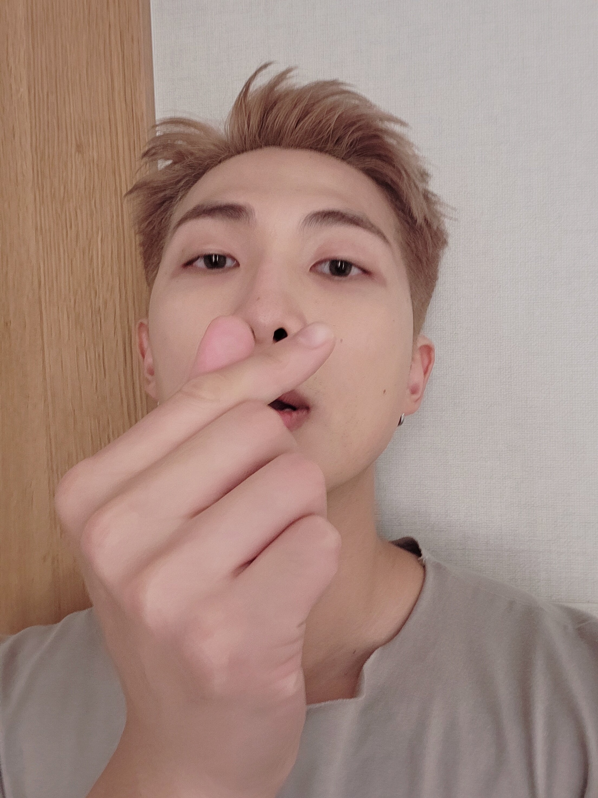 AMAs 2021: BTS' Jungkook, RM Treat ARMYs With Selfies After Band's Big ...