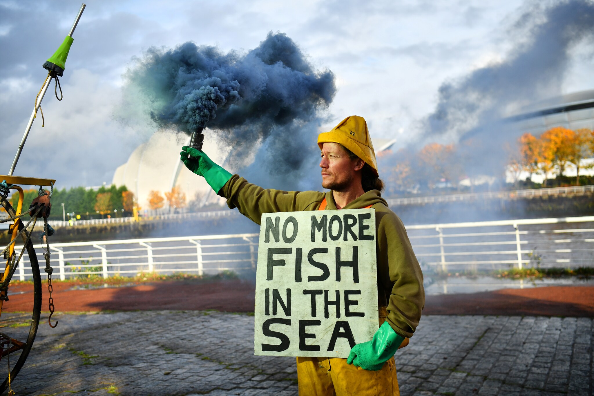 In Photos: Climate Activists at COP26, 'Witches', 'Zombies' on ...