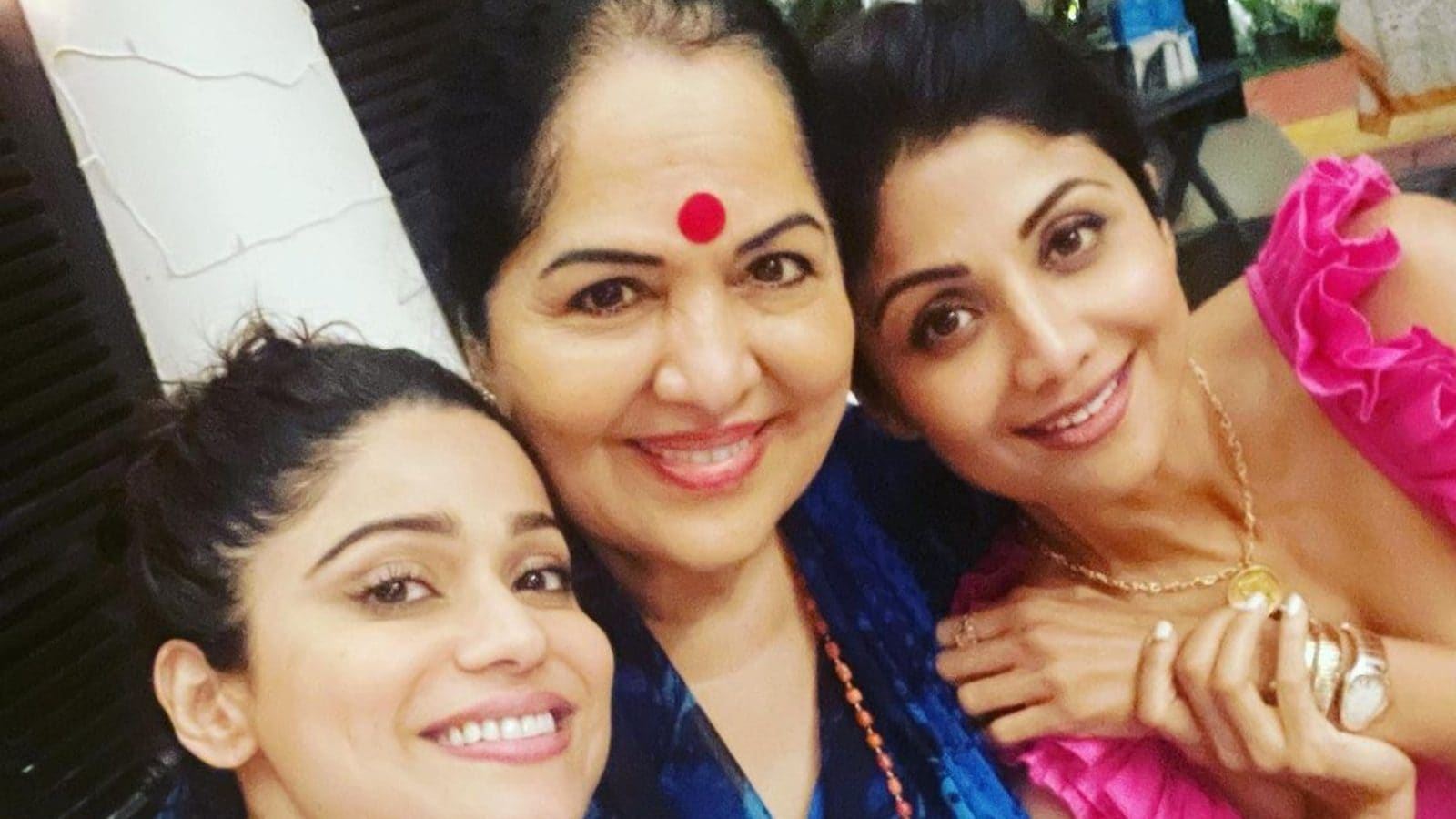 Shilpa Shetty, Shamita Shetty and Their Mother Sunanda Shetty Summoned ...