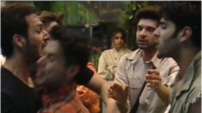 Bigg Boss 15: Umar Riaz’s Father Slams Simba Nagpal for 'Islamophobic ...