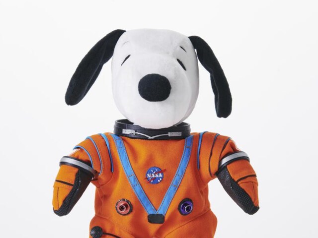 Astronaut Snoopy All Set to Blast Off into Space for NASA’s Artemis ...