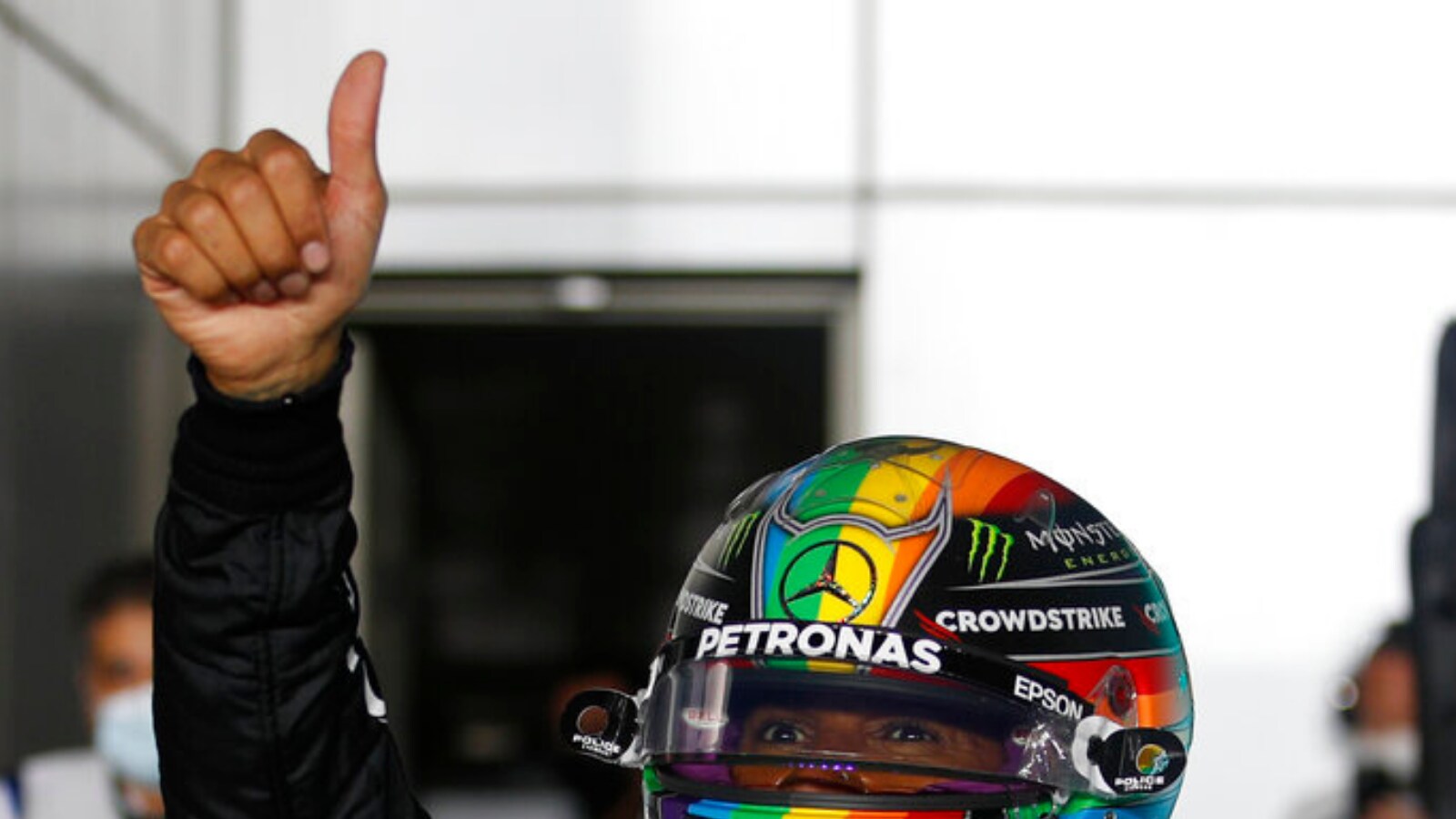 F1: Lewis Hamilton Wins Inaugural Qatar GP, Cuts Max Verstappen's Lead ...