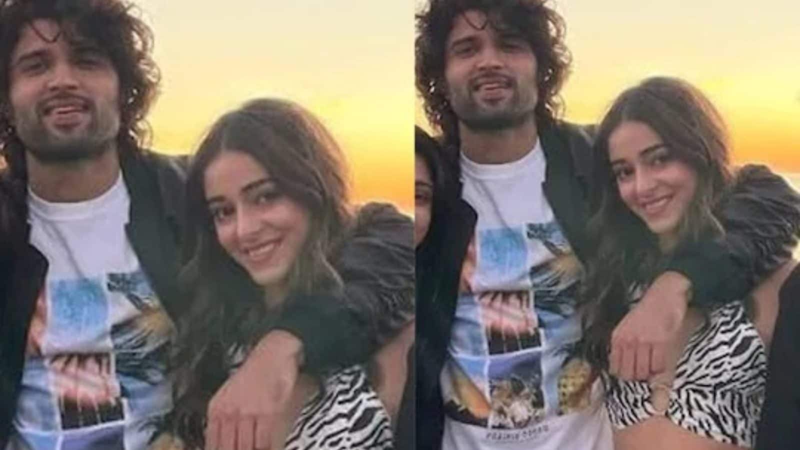 Vijay Deverakonda Wraps His Arms Around Ananya Panday in Viral Photo ...