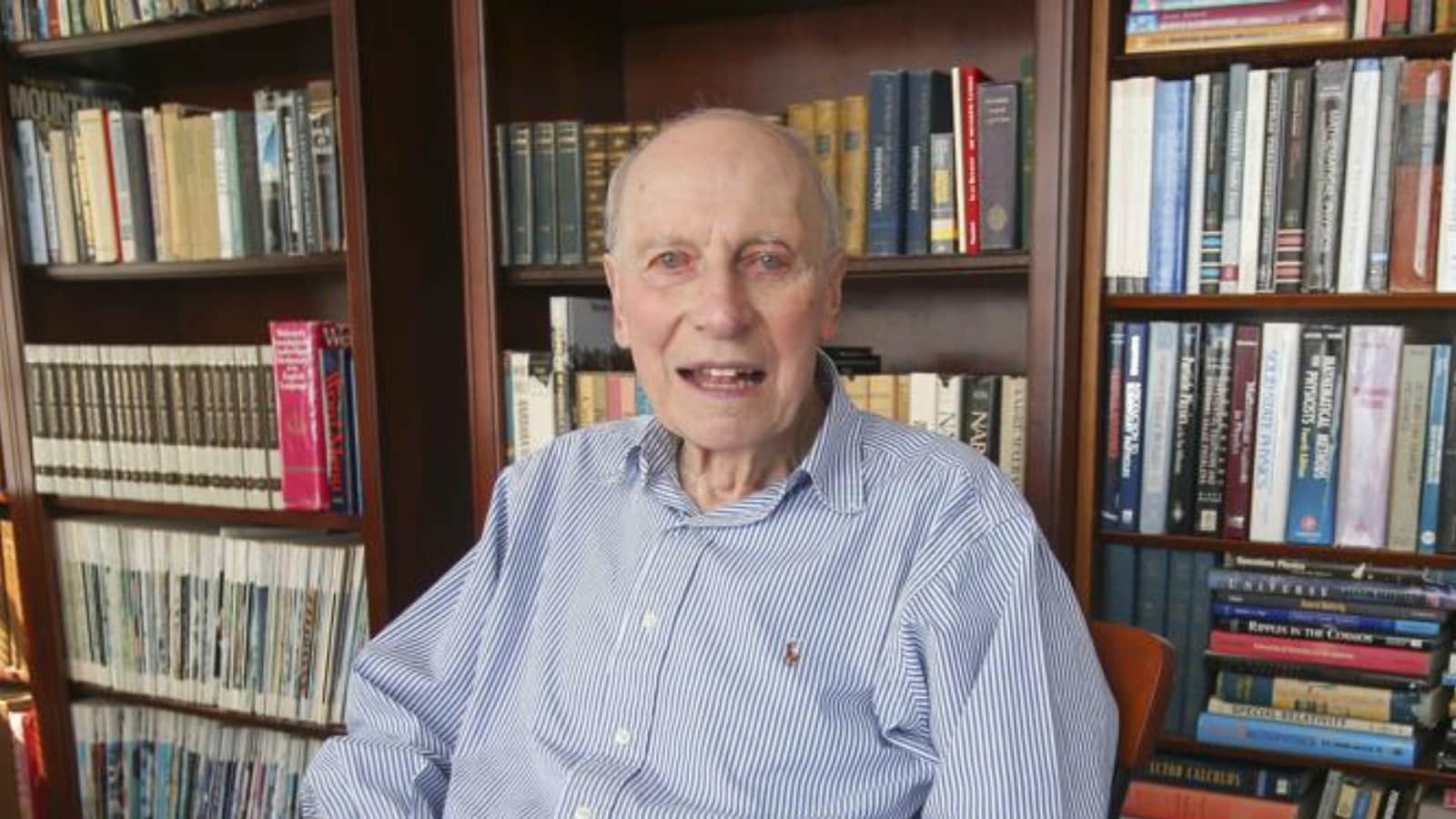 'Never Too Old': US Man Earns PhD at 89, Fulfills Dream of Being ...
