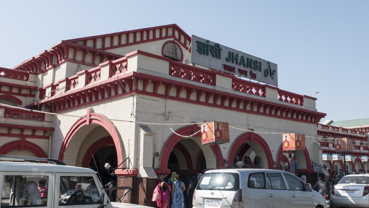 Uttar Pradesh's Jhansi Railway Station to be Renamed as Veerangana ...