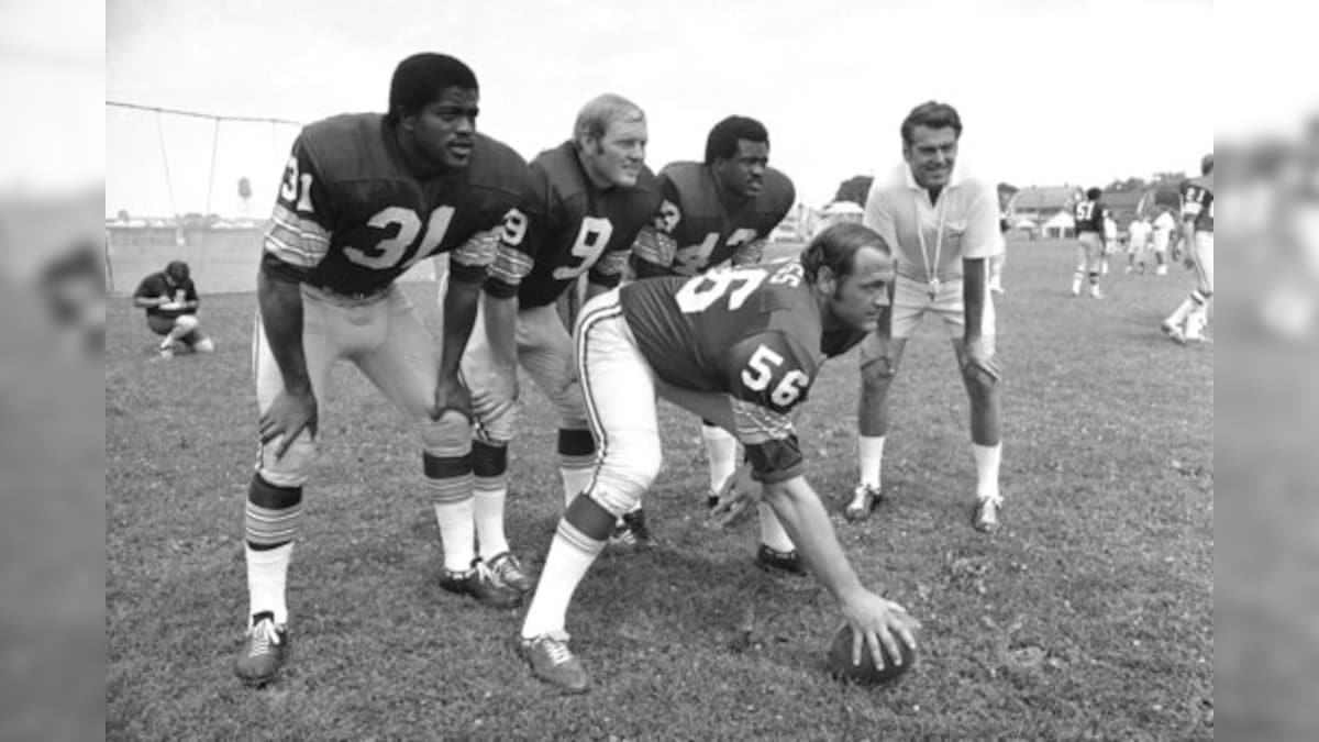 Len Hauss, 5-time Pro Bowl Center For Washington, Dies At 79 - News18
