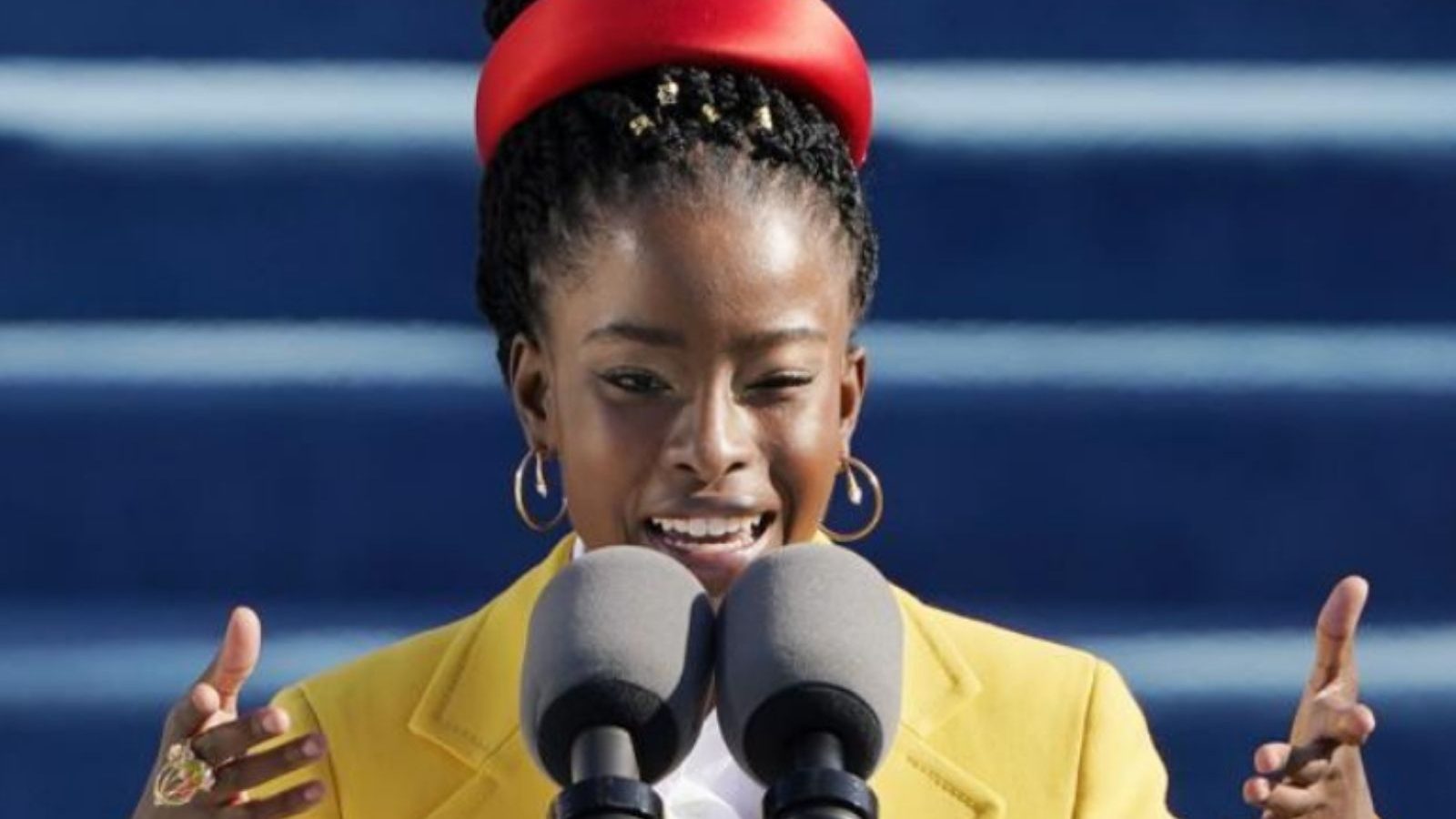 Inaugural Poet Amanda Gorman Writes End-of-year Poem 'New Day's Lyric ...