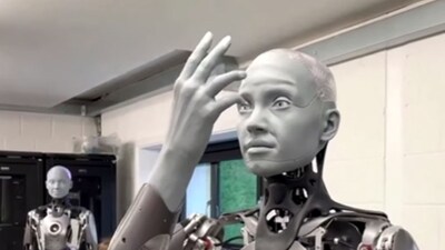Straight Outta Black Mirror: Human-like 'Ameca' Robot is Freaking ...