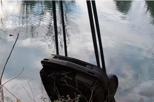 YouTuber Solves Cold Case By Finding Car of Teenagers Missing Since ...