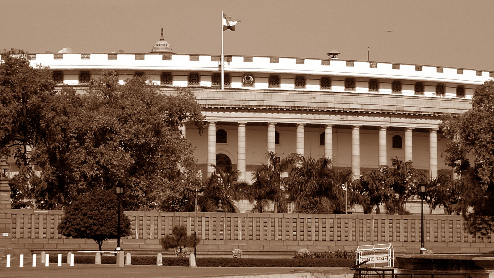 March 26 to December 16, 1971: How Parliament Kept Pressure on Indira ...