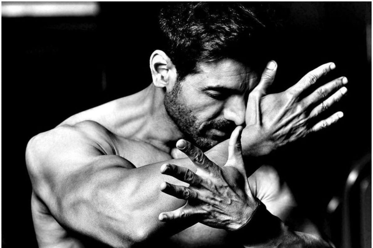 John Abraham Body 2014