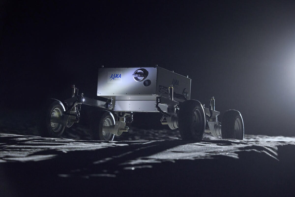 In Pics: Nissan Lunar Rover - Detailed Image Gallery of the Moon ...